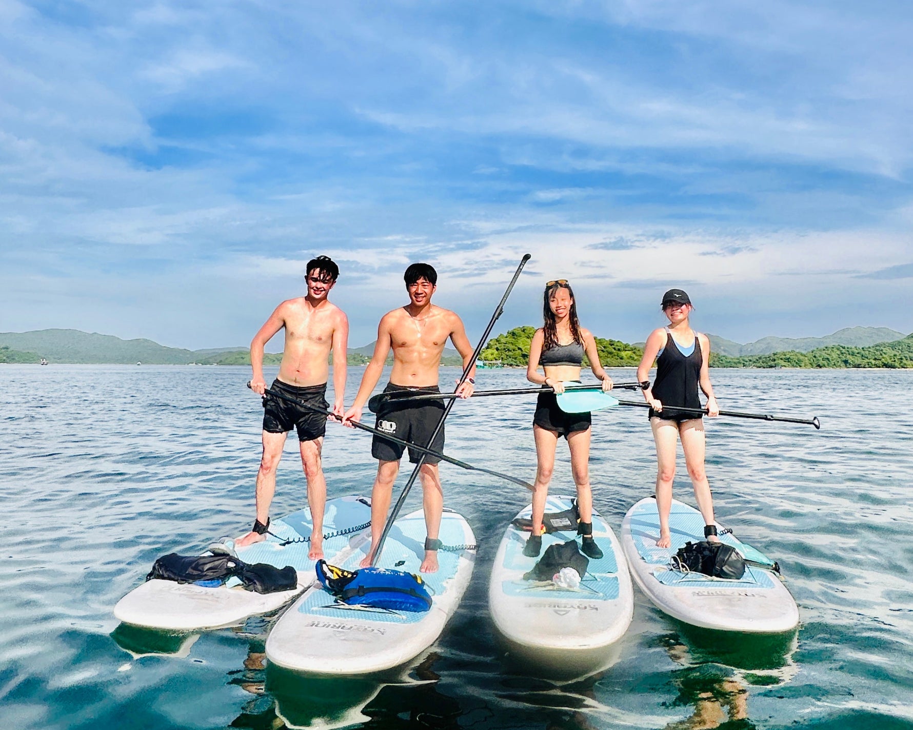 Hong Kong Stand-Up Paddleboarding Tour – Splitdyboat